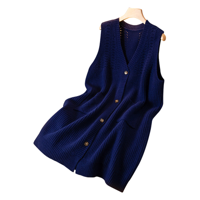 SSRH919秋冬女士100羊毛针织马甲 中长款V领设计风格带兜叠穿坎肩