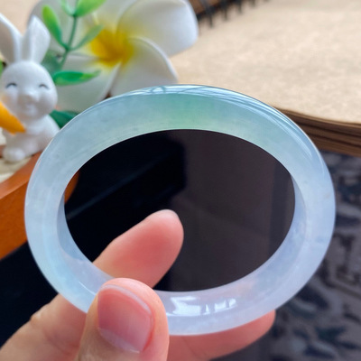 3.28批2381号53.5-45.7-11.4-7.7贵妃！适合正圈51.5的戴！