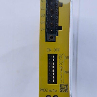 全新皮尔兹PNOZ mc4p安全继电器，型号773711，德议价