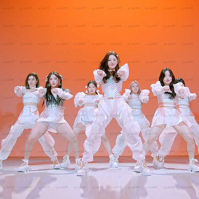 nmixx韩国女团同款演出服成人爵士舞打歌服2022新款街舞蹈服套装