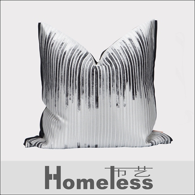 homeless样板房间客厅靠垫抱枕