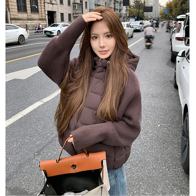 轻薄针织拼接羽绒棉服短款