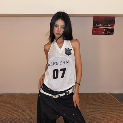 美式辣妹风挂脖V领数字印花背心