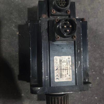 议价东菱伺服电机130DNMA1-01D2BKAM12KW可维修