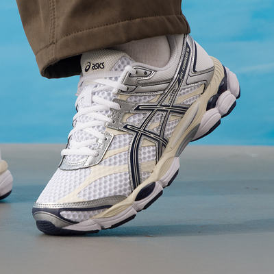 ~亚瑟士跑步鞋男女ASICS GEL-CUMULUS 16 户外休闲鞋1203A733-103