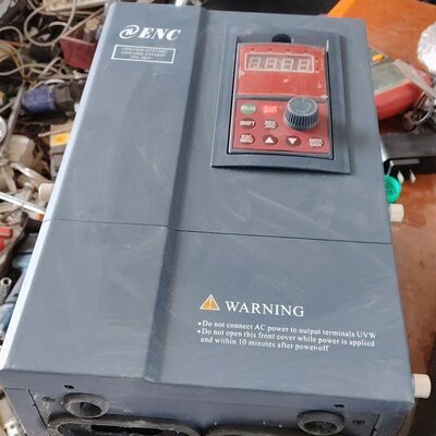 议价变频器EDS1000-4T0150G-EEDS1000-4T0110G-E