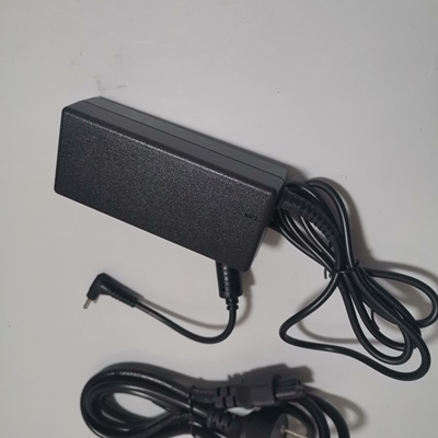 三星350XAA 551XAA 550XAA笔记本电源适配器19V3.16A充电线