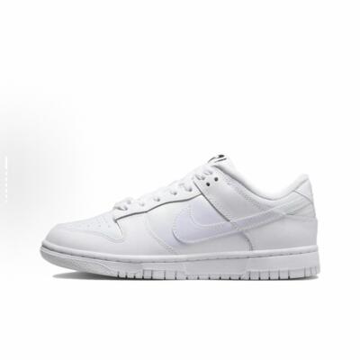 Nike Dunk SE 合成革皮革 低帮 板鞋 女款 白色FD8683-100