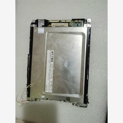 原装拆机夏普LM8V302 R工业显示屏  ，有点压伤，通电