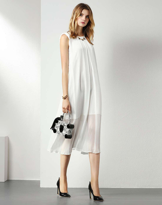 Eva Ouxiu/伊华欧秀轻盈裸感莫代尔亲肤極简风双层圆领连衣裙c11