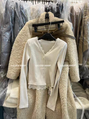 MH家 2025秋冬新款韩版时尚百搭宽松显瘦蕾丝拼接螺纹打底衫