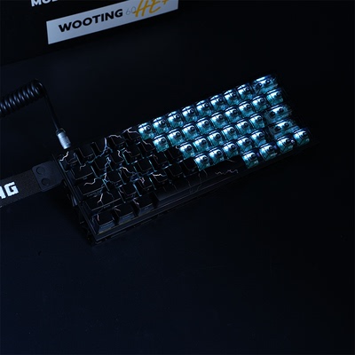 WOOTING 60HEV2满改-黑镂空-闪电黑透