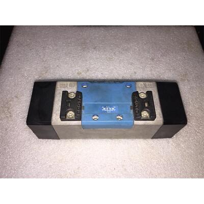 配件151848 电磁阀VL-5/3G-D-2-C 现货实物图看描述议价议价