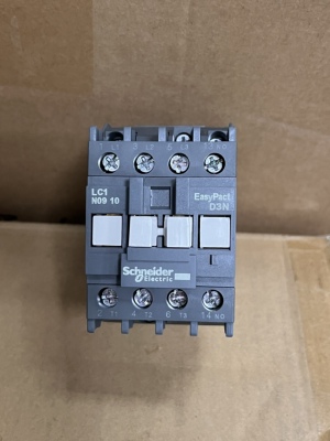 原装正品施耐德交流接触器LC1E0910M5N LC1-E0910M5N 常开AC220V