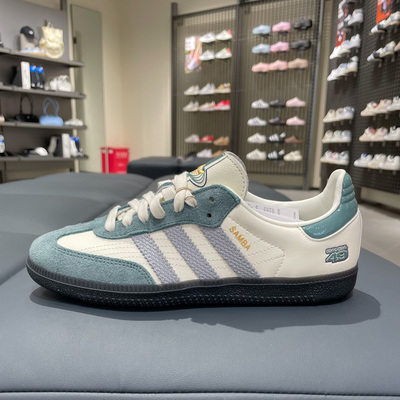 阿迪达斯男女鞋休闲鞋运动板鞋