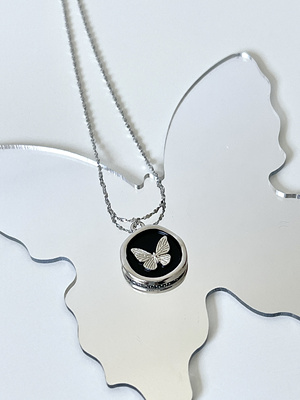 Ojala原创设计暗夜蝴蝶y2k项链infp小蝴蝶时尚个性百搭饰品