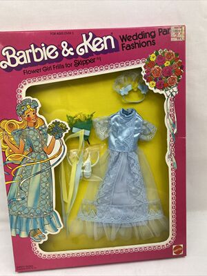 Barbie芭比娃娃婚纱衣服配件