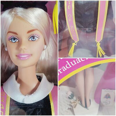 发 Barbie My Graduation Blonde 2004 毕业生芭比娃娃