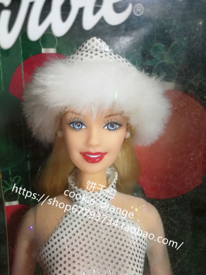 发 Barbie Holiday Excitement 2001 假日芭比娃娃
