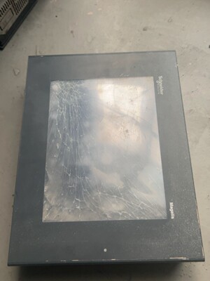 施耐德触摸屏 XBTGT5230全新原装拍前请询价