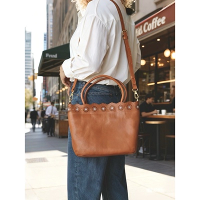 新款真皮女包植糅牛皮手提包斜跨包时尚百搭通勤法式小众镂空包