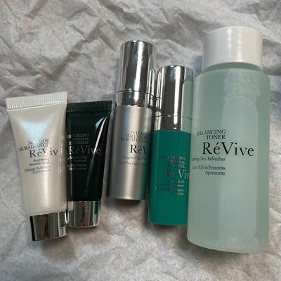 现货面膜精华眼霜回春