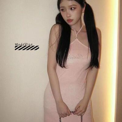 现货 MISBHV 虞书欣同款烫钻晶饰挂脖式露背修身包臂短裙夜店辣妹