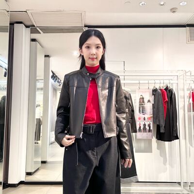 太平鸟女士气质大气外套A1BBF3417J9