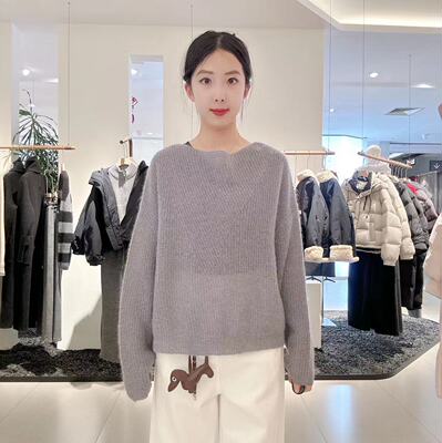 本涩女士简约时尚套衫F0621A02