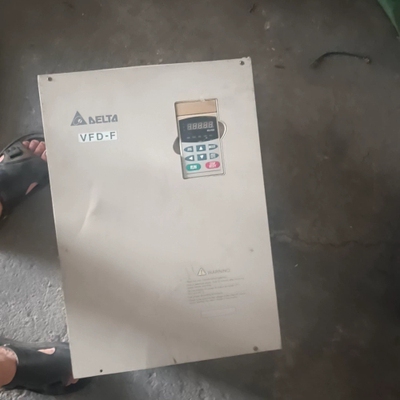 台达变频器45kw vfdf 拆机功能正常，成色不错，有意 议价
