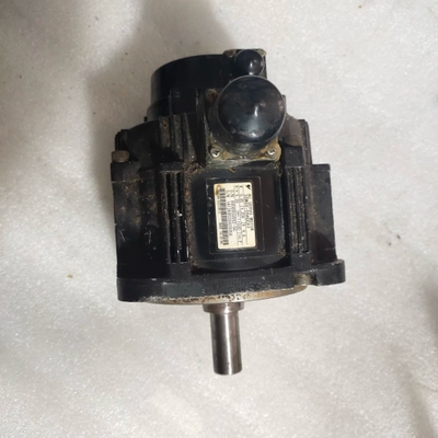 寻《《安川 SGMGV-09ADC61 电机实物图 轴转动有轻异响