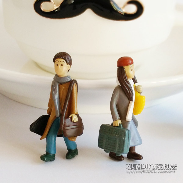 向左走向右走情侣卡通公仔摆件微景观生态瓶diy仿真奶油树脂人物