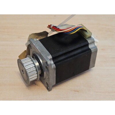 Sanyo Denki STEPSYN 103H7126-0740 (Schrittmotor) NEU