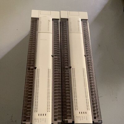 议价AX2NPLC控制器AX2N-128MR-ESAX2N128MRESAX2N128MRES