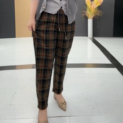 洋气女加绒松紧腰抽绳大格裤子