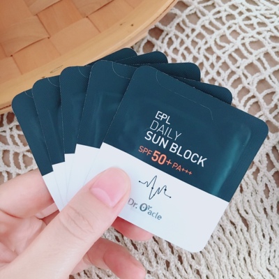 看日期~韩国Dr焕新防晒霜SPF50+PA+++隔离清爽自然提亮小样2ml