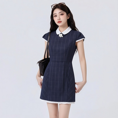 奢定SHX学院风格纹显瘦连衣裙