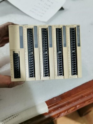 施奈德plc twdddi8dt
