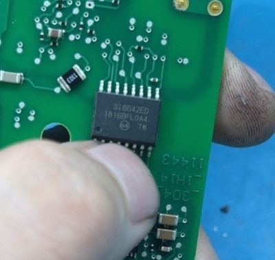 SI8642ED 新能源充电机隔离器IC芯片