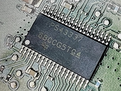TPS43337 汽车电脑板芯片
