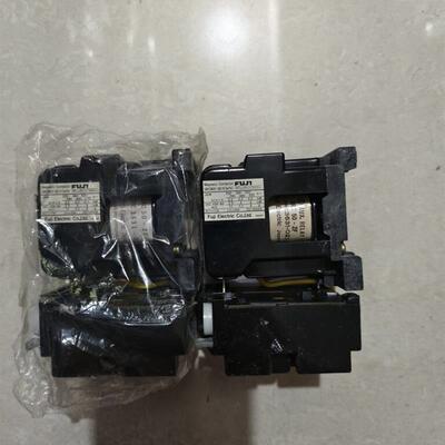 接触器SRCa3931-02/XSRC3631-02/X 200V+TR-0(1.4-1.8-2.2)
