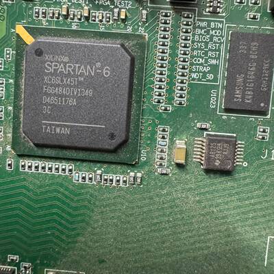可议价XC6SLX45TFGG484一共有50个左右，需要的来聊