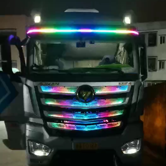 福田欧曼EST专用遮阳板中网跑马流水灯24V幻彩流光霹雳游侠呼吸灯