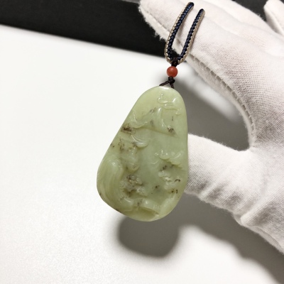 D1190# 天然和田玉黄口老料桂花糕山水吊坠47.3*30.5*12mm