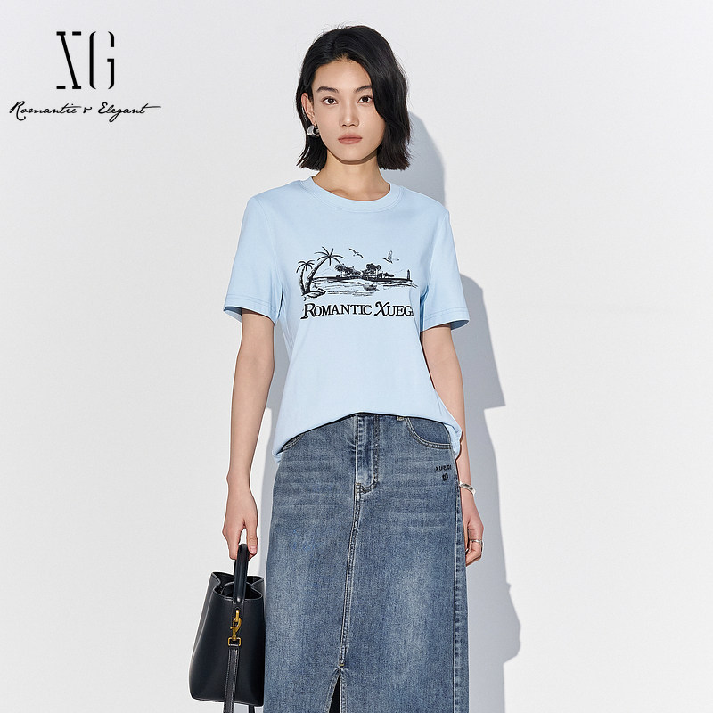 XG/雪歌25夏季新款百搭度假风印花圆领短袖T恤女上衣XL201554A820