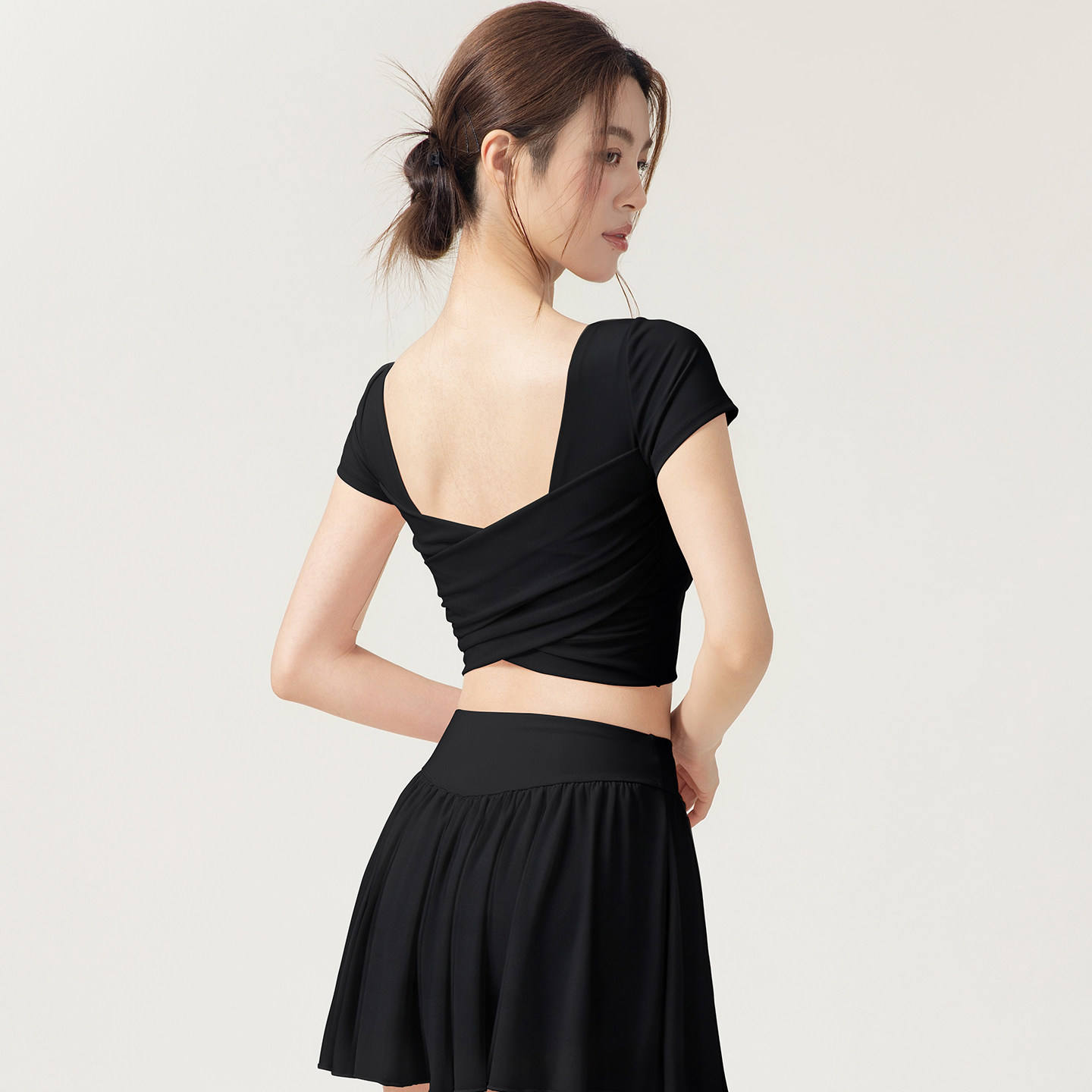 运动风网纱美背短袖T恤女带胸垫瑜伽服显瘦外穿普拉提健身服上衣