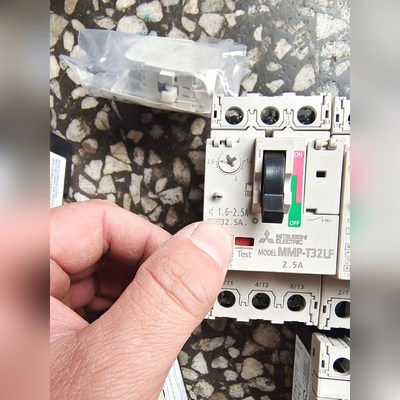 断路器MMP-T32LF分别有4A2.5A13A 议价