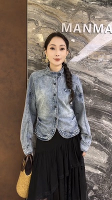 曼曼家2026春季新款欧货落肩蝙蝠袖掐腰显瘦复古水洗牛仔外套7244