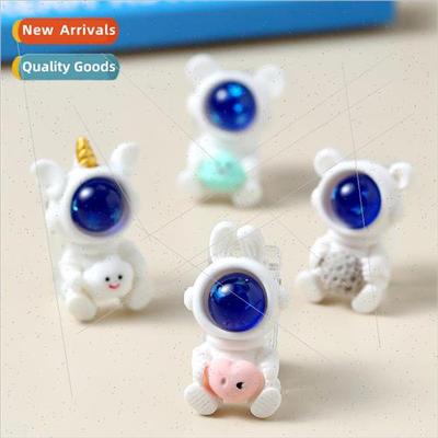 ng giant Wenchuang dream astronaut crystal clip acrylic tran