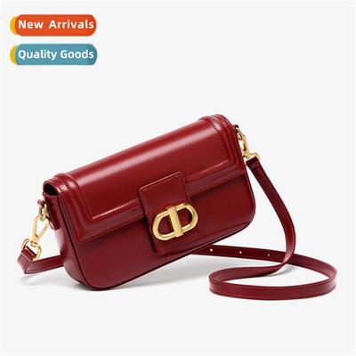 2023 new retro senior   lock buckle shoulder underarm baguet